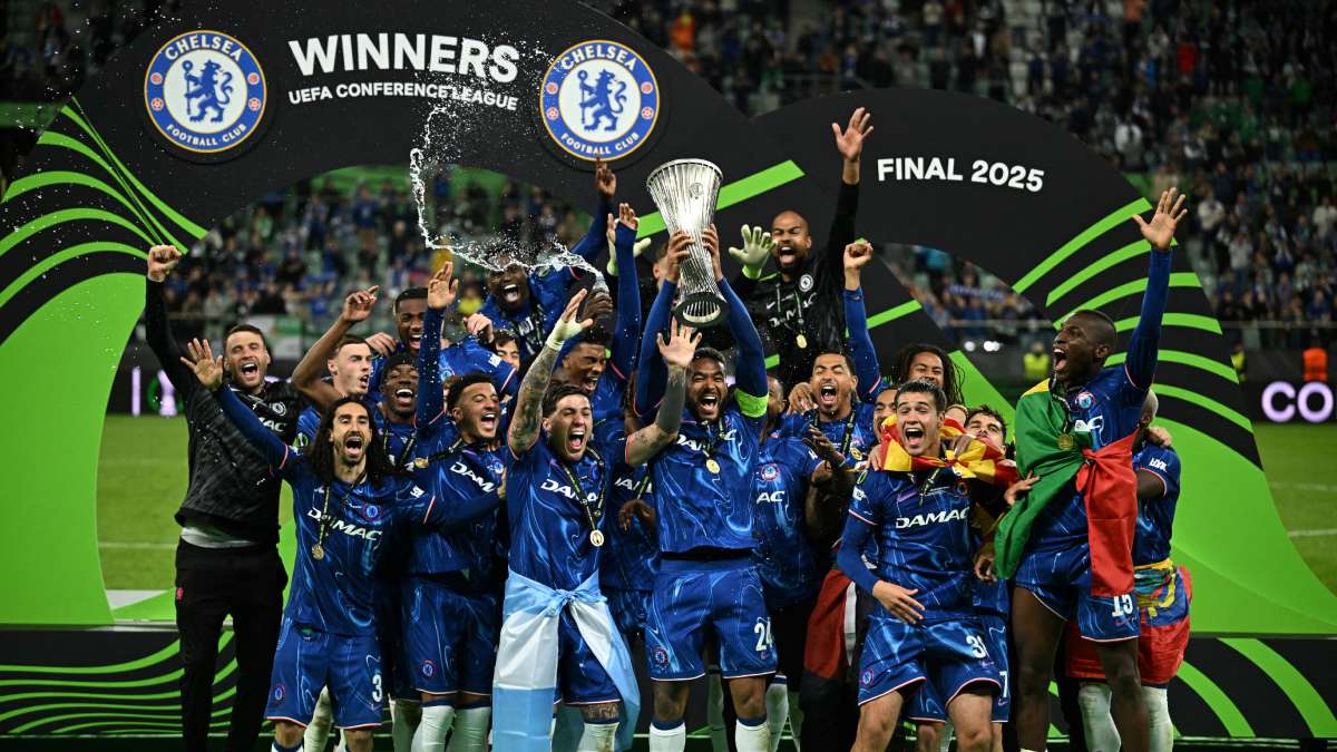 ¡Hace historia! Chelsea, campeón de la Conference League: Completa su ...