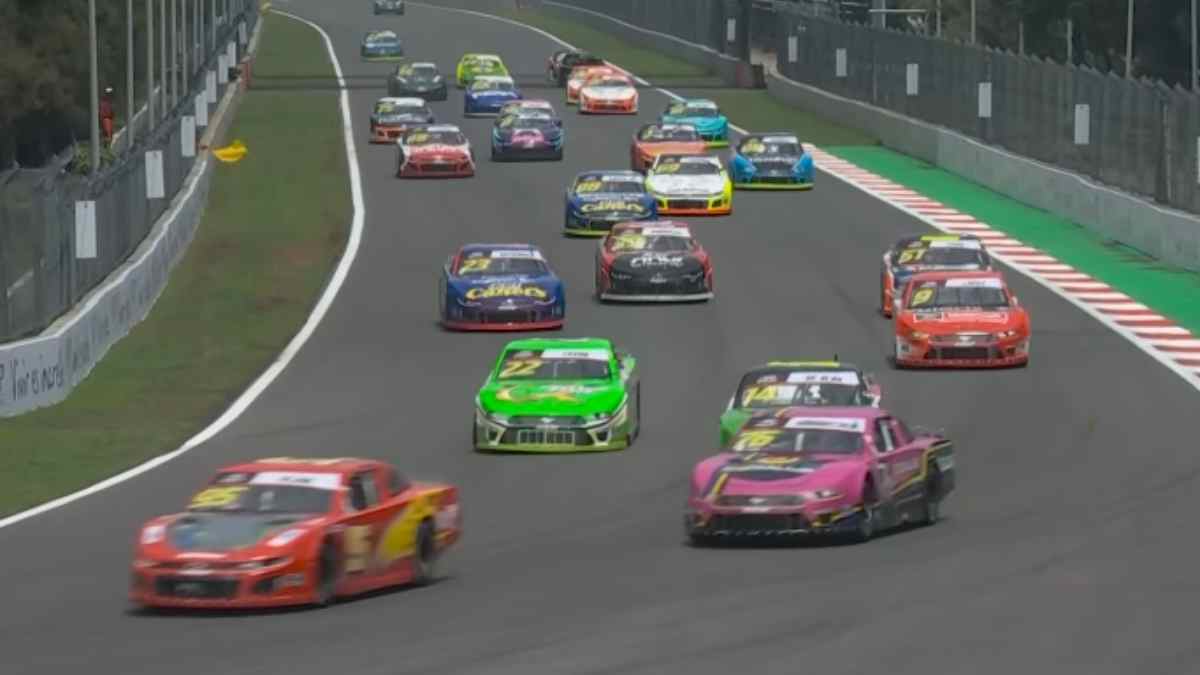 NASCAR México 2025: 'A lo Rayo McQueen': Max Gutiérrez gana la primera ...