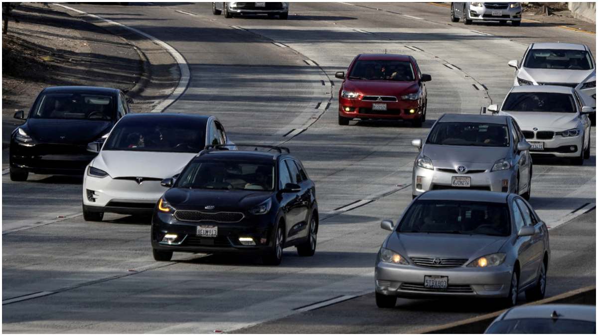 Reemplacamiento Edomex 2025: ¿Qué autos deben cambiar placas en agosto? Pasos y costos - ClaroSports
