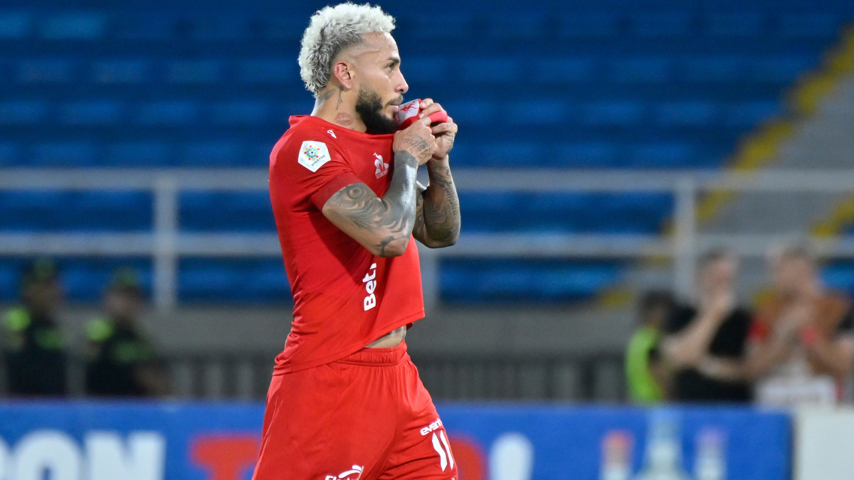 Oficial: Duván Vergara llega a Racing Club - ClaroSports