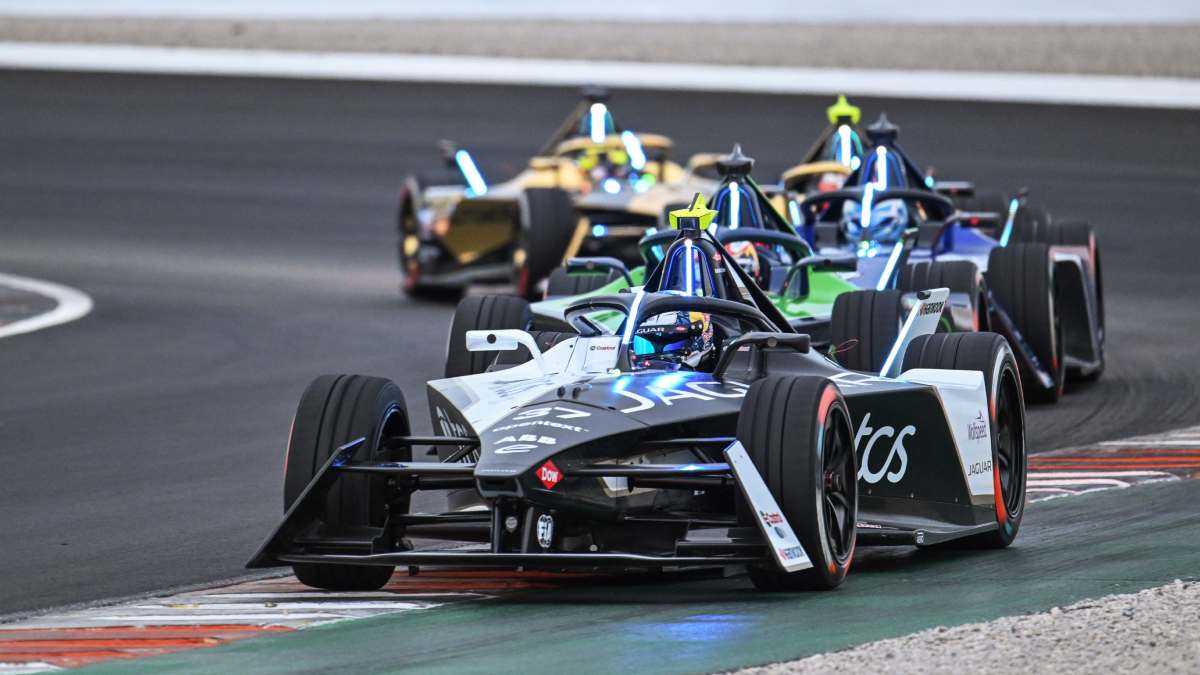 FIA anuncia acuerdo de 10 años más con la Fórmula E - ClaroSports