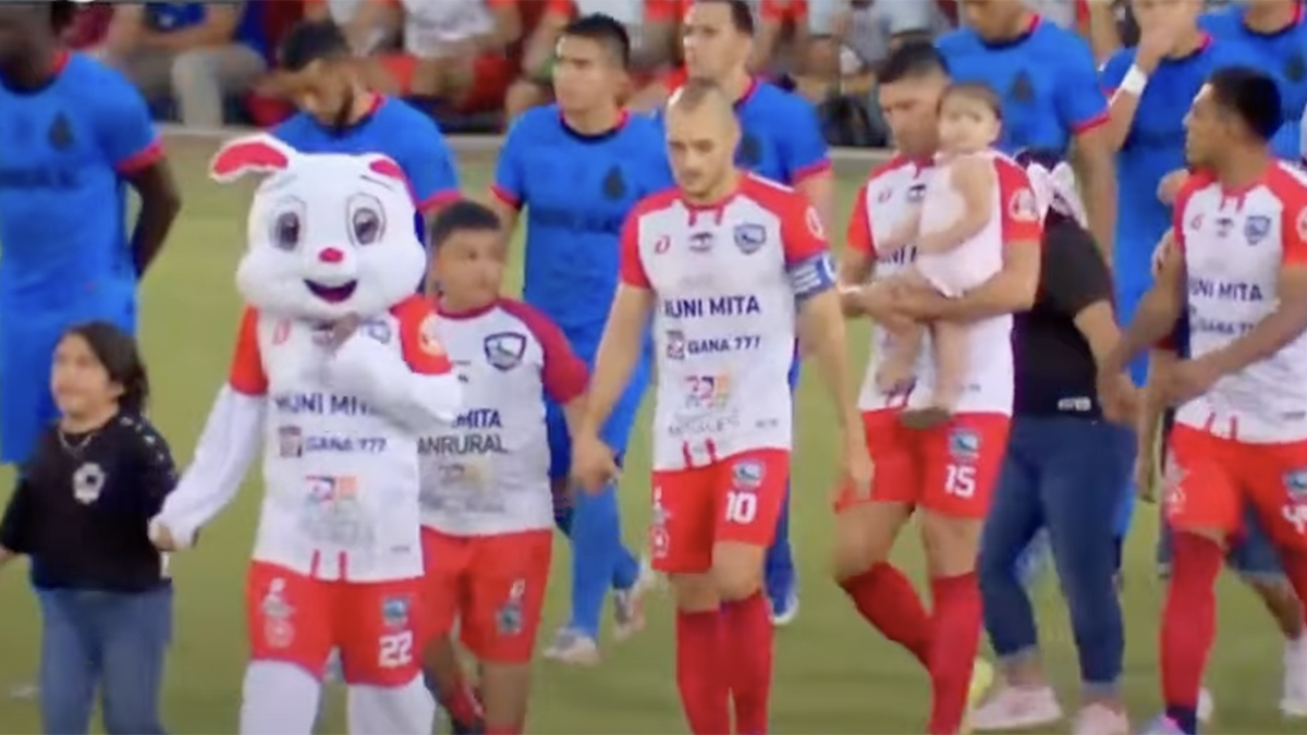 Municipal mantiene el invicto, pero no pasa del empate ante Mictlán ...