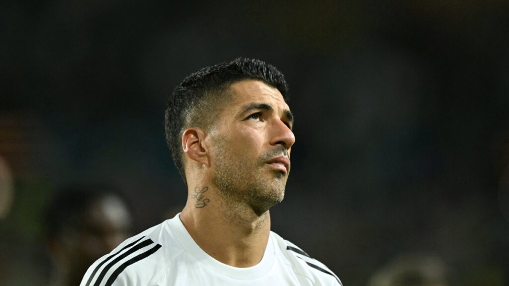 Mordidas, escupitajos y sanciones: todos los escándalos de Luis Suárez ...