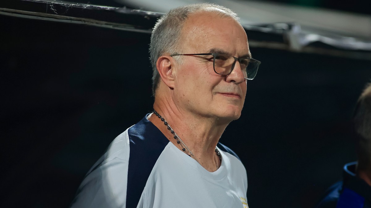 Marcelo Bielsa admite superioridad de México y elogia a Gilberto Mora ...