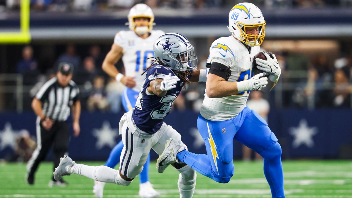 Chargers derrota a unos moribundos Cowboys y acaricia los playoffs ...