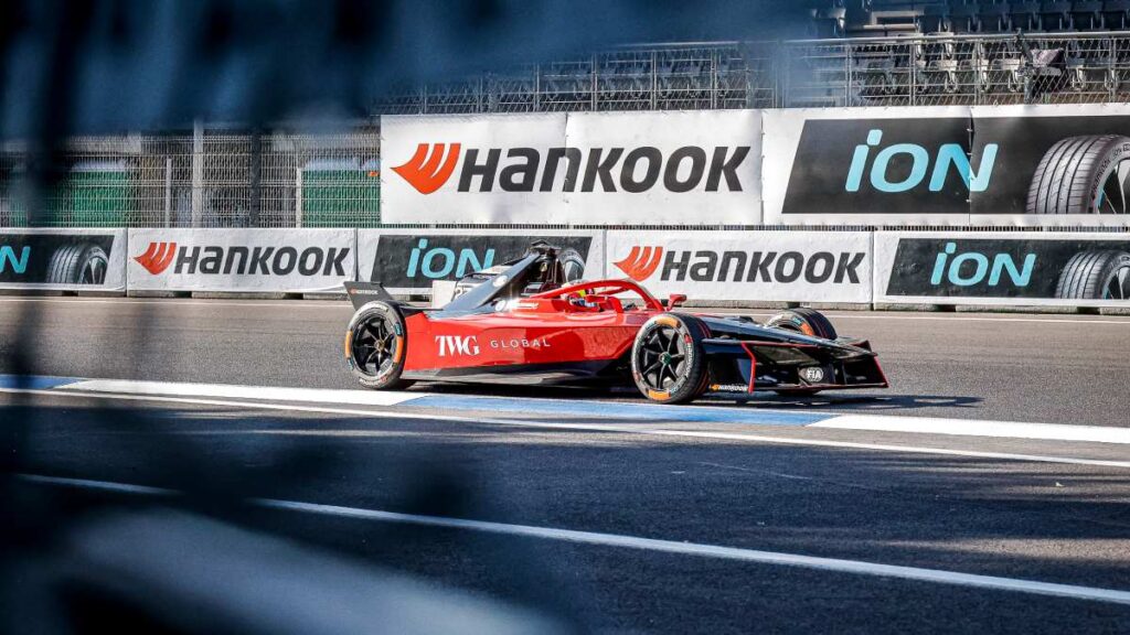 Jake Dennis domina la primera práctica libre del E-Prix de la Ciudad de ...