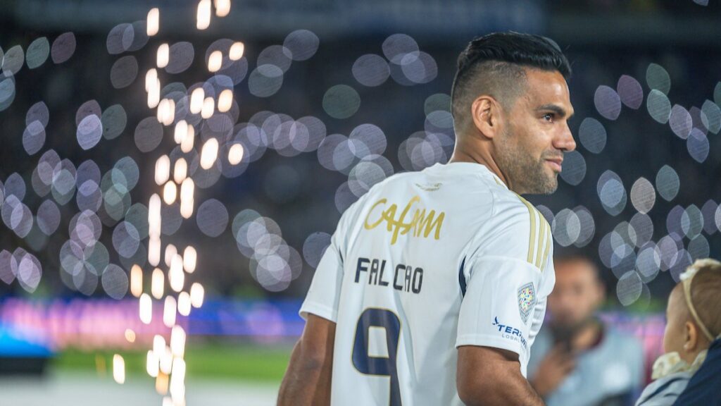 El último baile en casa: Radamel Falcao vuelve a Millonarios - ClaroSports