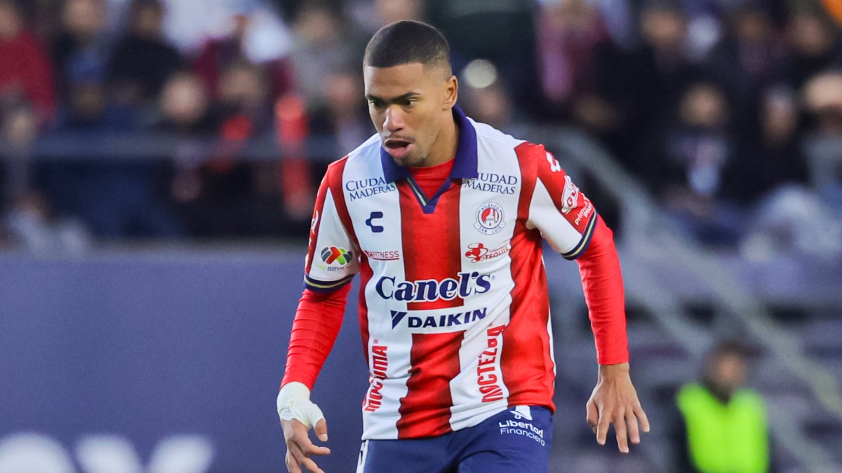 Lucas Esteves sale del Atlético San Luis vs Querétaro por problemas ...