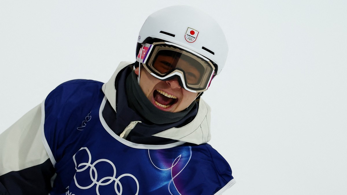 Yuto Totsuka conquista el oro en halfpipe varonil del snowboard en ...