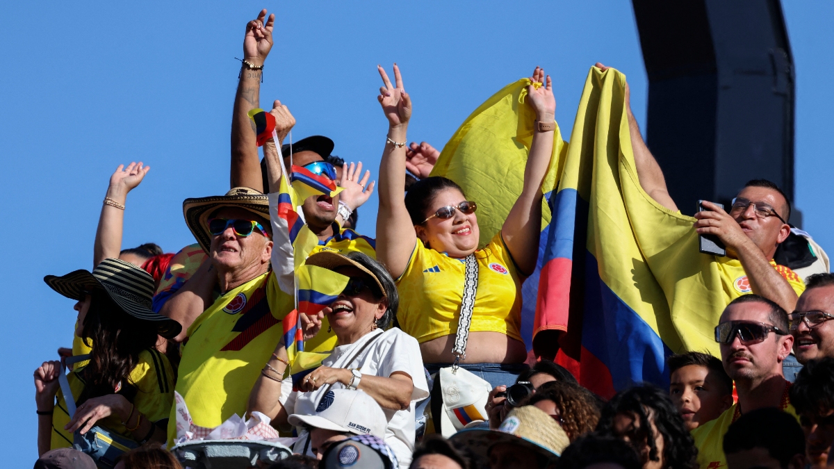 ¡Palpitando el debut! La hinchada de Colombia se toma este martes ...