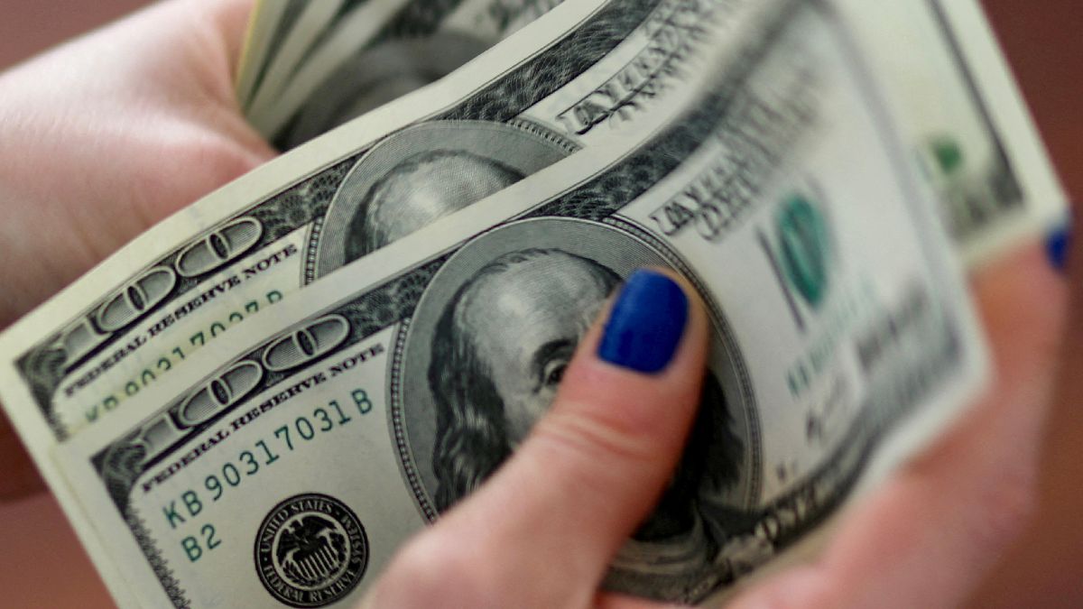 El precio del dólar, hoy 9 de marzo de 2026: 18 pesos en ventanillas ...