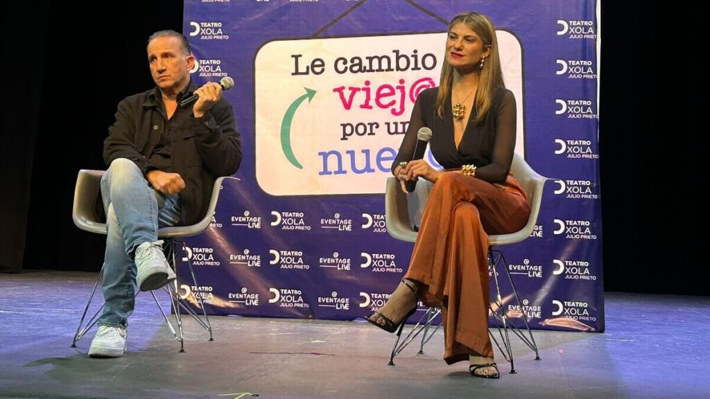 Plutarco Haza y María Aura se divierten en la obra “Le cambio su viej ...