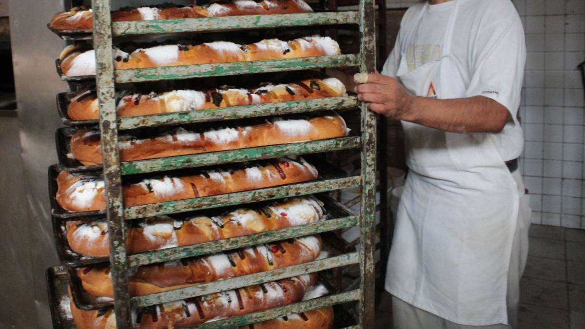 La rosca de Reyes del Toluca mezcla tradición, futbol y pasión ...