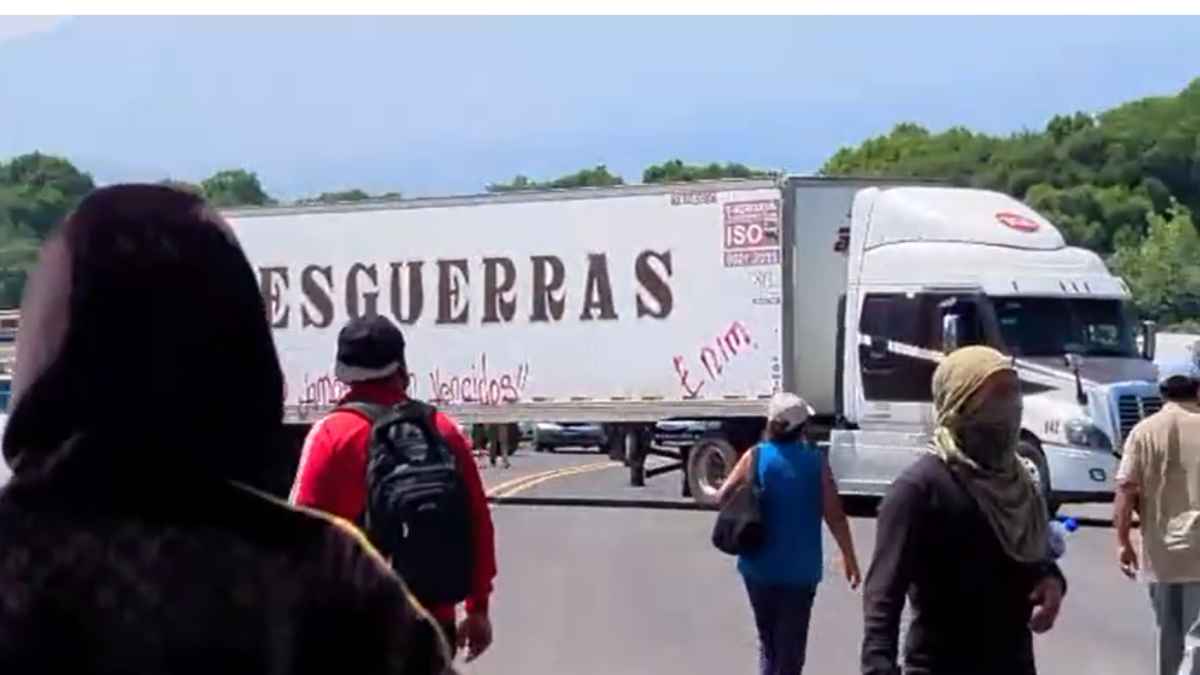 Tensión y protestas en Michoacán tras asesinato de maestro y líderes ...