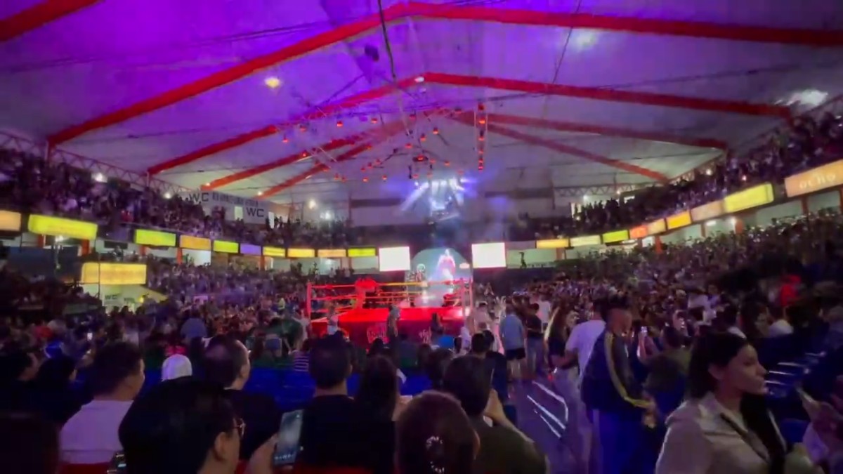 Extranjeros llevan el ambiente mundialista a la Arena Coliseo de ...