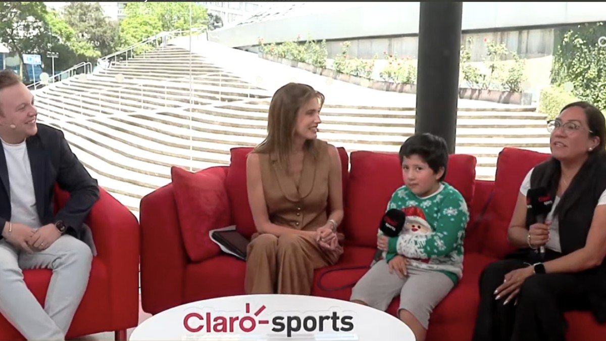 ¡Final feliz! Encuentran a Santi, el niño viral del suéter navideño y ...